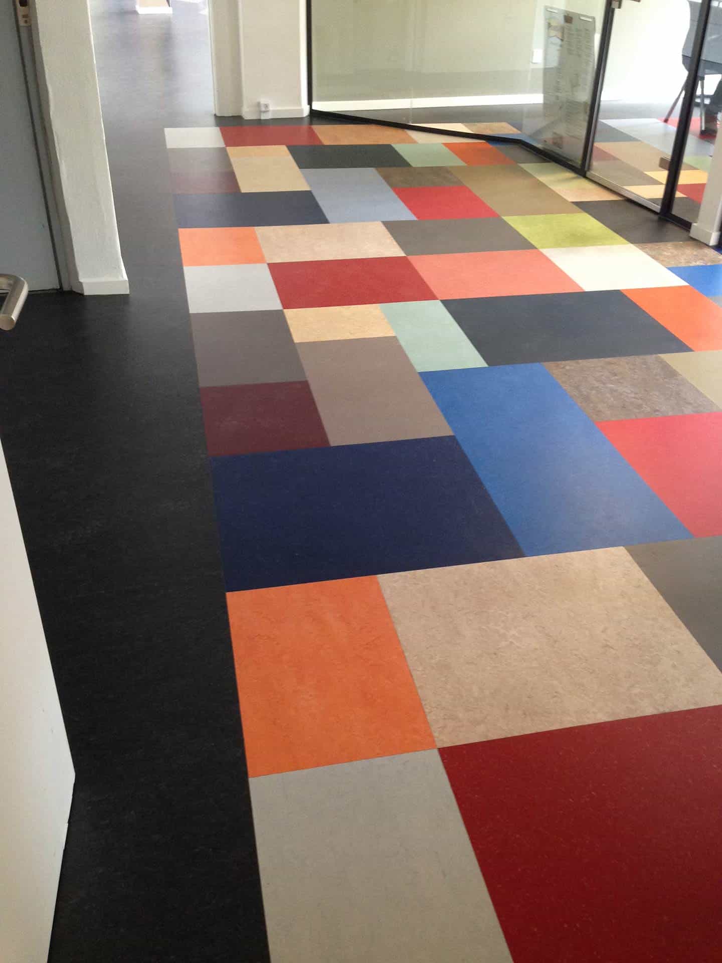 Linoleumgulv i København | 100 % naturprodukt | Flot og slidstærkt